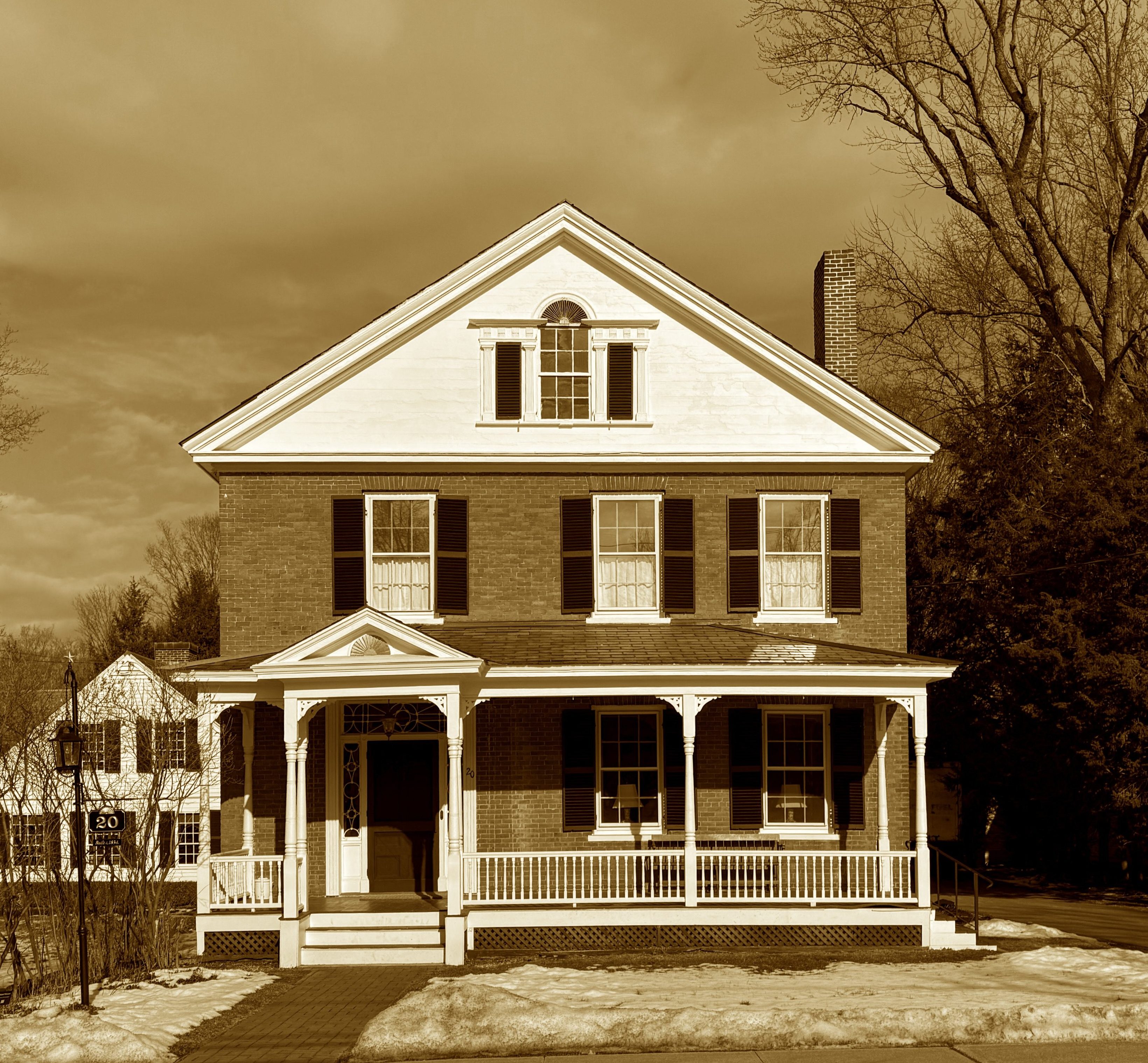 Attributed Buildings – Aaron Howland House